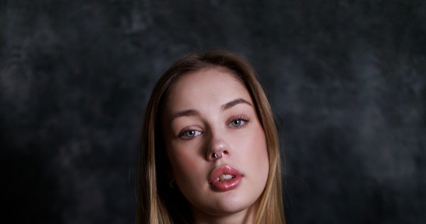 Zdjęcie z portfolio Alona S. (Drama_Queen) Akt 10538183 - maxmodels.pl